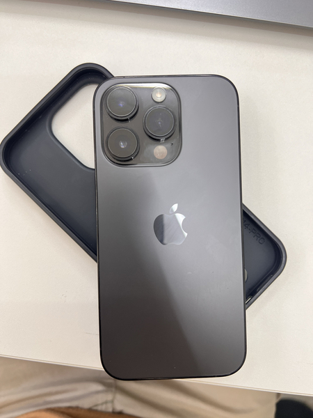 Продается Iphone 14 pro