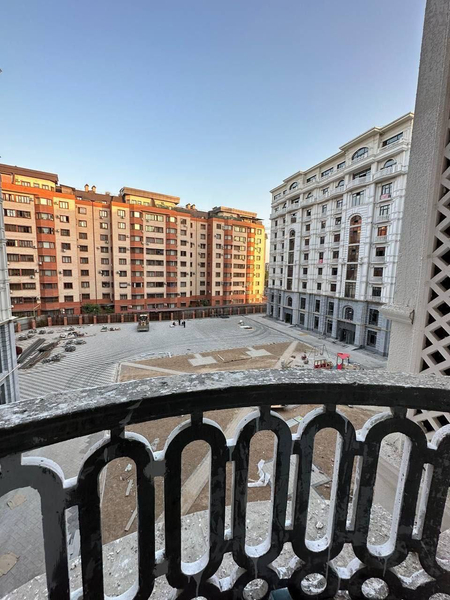 Milano sotuvda 3xon korobka Yakkasaroy Glinka (157993)