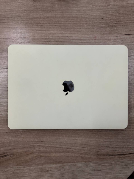 Macbook Pro M2 8/512 в идеальном состоянии