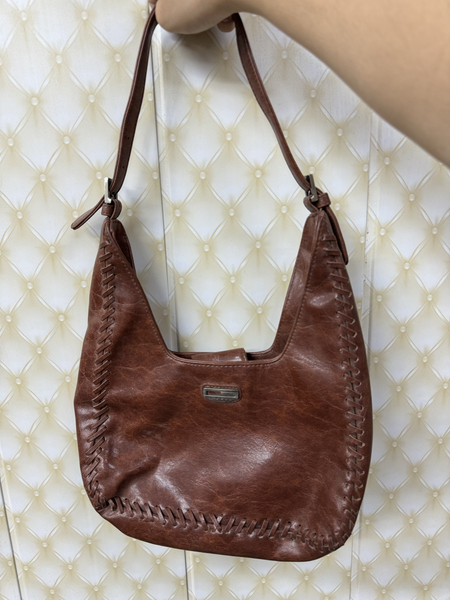 Сумочки фирмы «Guess»