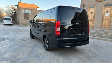 JAC M3 9 Kishilik haqiqiy ekonomichniy moshin