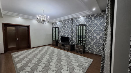 Срочно продам квартиру в центре!