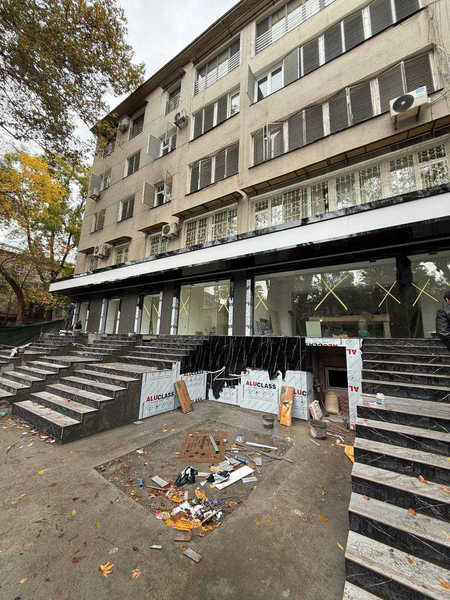 Ижарага нотурар жой берилади ор-р: Ц1 Экорн   50,м2
