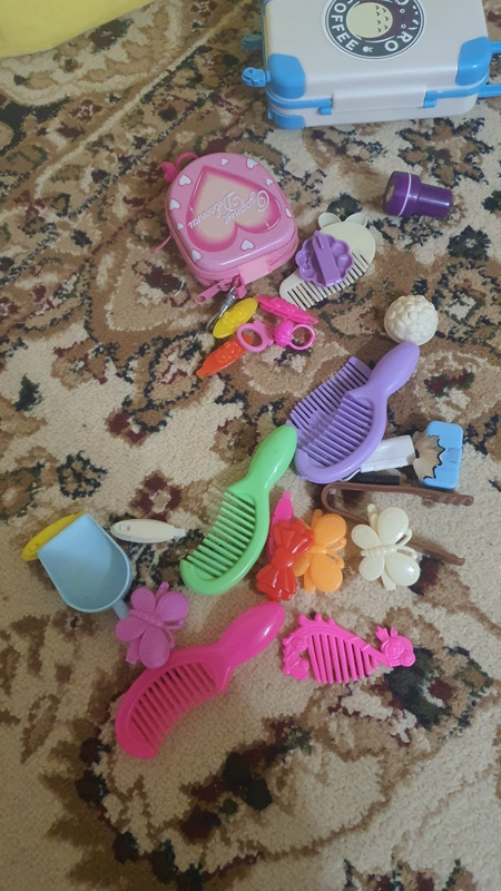 Игрушки детские разные развивающие