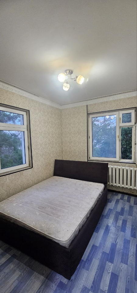 Чилонзор 20кв.2³х.60м².57000уе.сотилади.