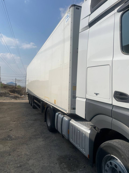 Mercedes Benz 1845LS + SCHMITZ cargobull slx 300 прицеп сотилади