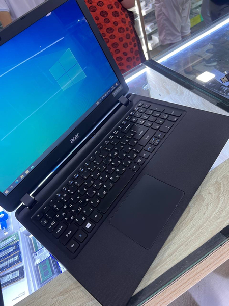 Acer intel Core i3 6006U SSD 240GB DDR 8GB