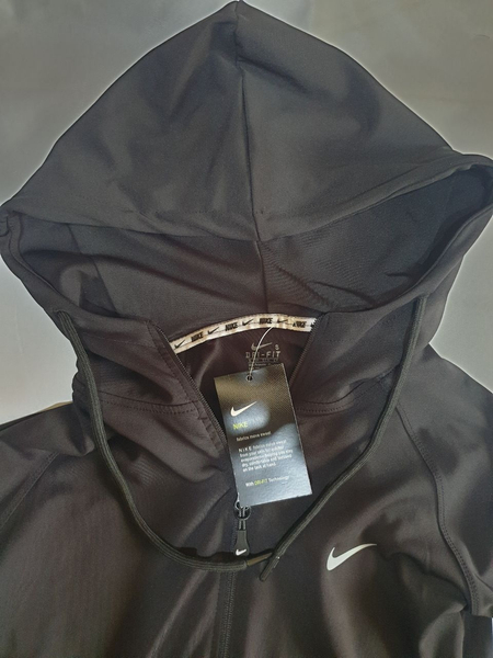 Спортивка Dri-Fit Nike.