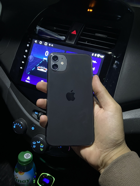 iPhone 11 64GB LL/A SROCHNO