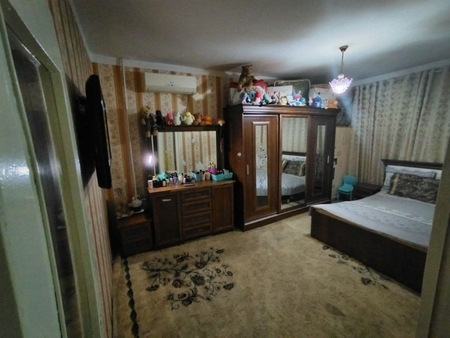 Продажа 1/1/5 на массиве Хумоюн ТТЗ, без ремонта, балкон 2х6, 45кв.м.