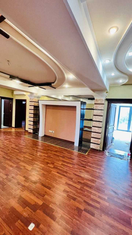 Офис продается. Дархан