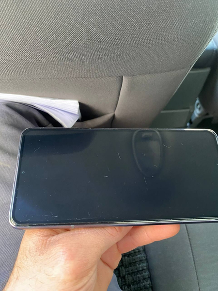 Samsung 21 xolati yaxshi