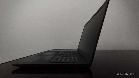 Продам ноутбук Dell inspirson 15 3505