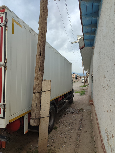 ISUZU Yuk avto furgoni
