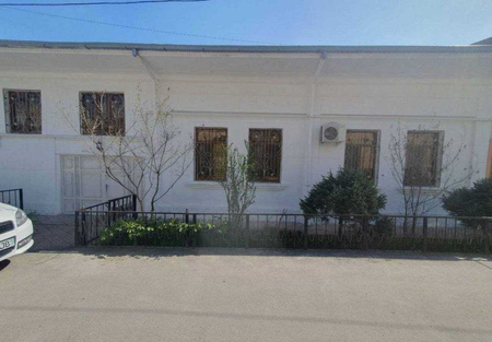 Продается дом 4 соток в Юнусабадском районе ( Чинабад санатория)