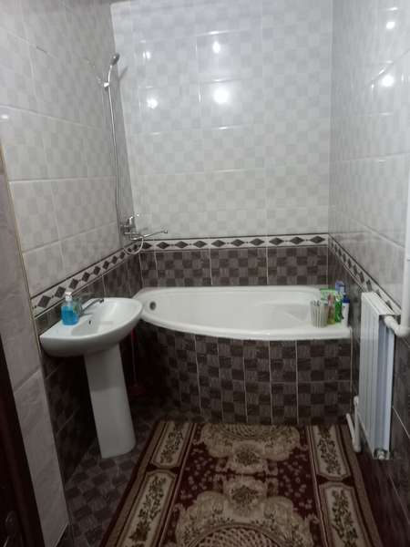 Kotejlar sotiladi sirdaryo shaxar sobir raximovda.