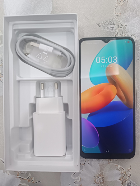 VIVO YO2T sotiladi