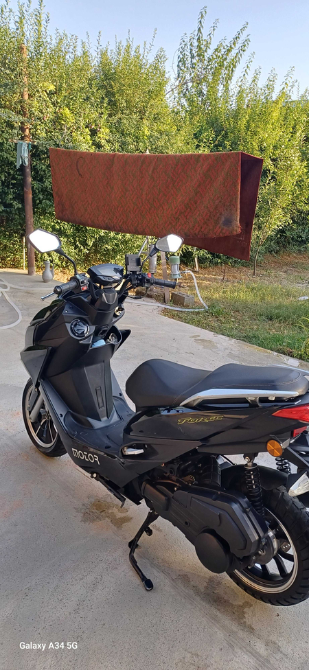 BODO skuter SROCHNO sotiladi 900$