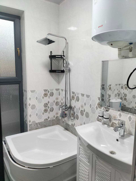 Юсуфхона, Продаётся дача 12 соток, 5 комнат.