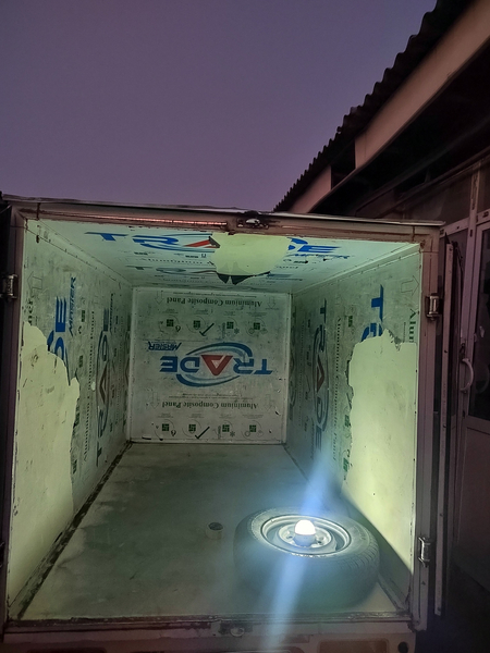 Labo tent sotiladi full tayyor srochni kelishamiz