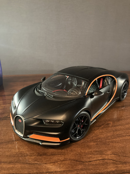 Bugatti Chiron M1:18