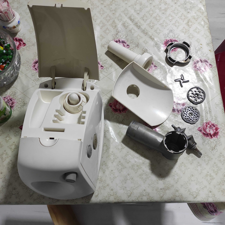 Мясорубка Moulinex Hv8