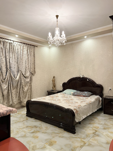 Трёх этажный дом, Сергели, Дустлик 1, 8 Комнат, 6 Соток