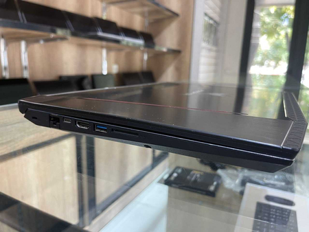 Acer PREDATOR HELIOS 300 Intel CORE i7-17700HQ 8гб, 240ssd