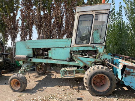 E 303 Kosilka Samaxodniy