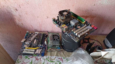 Srochno DDR2 platalar va video karta