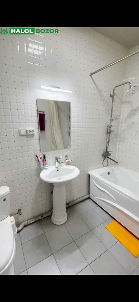 Duplex kvartira sotiladi
