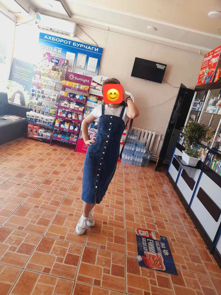 Kiyimlar sotiladi xolati yaxshi