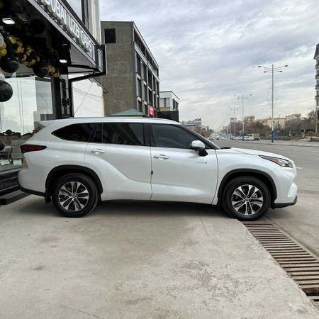 Toyota highlinder 2023 \ zakazga