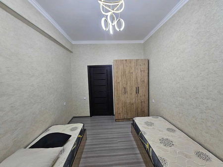 2 xonali 60m² 1-qavat sotiladi.