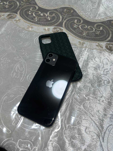Iphone 11 sotiladi