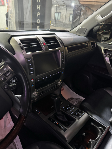 Срочно продаётся Лексус  GX 460