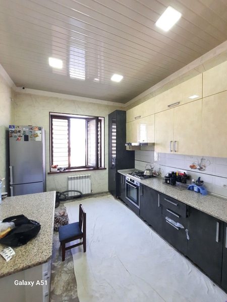 Sergli dexqon bozor torisda duplex 5xona sotiladi