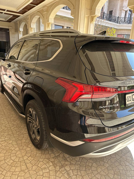 Hyundai Santafe 2022 3-pozitsiya avtomat