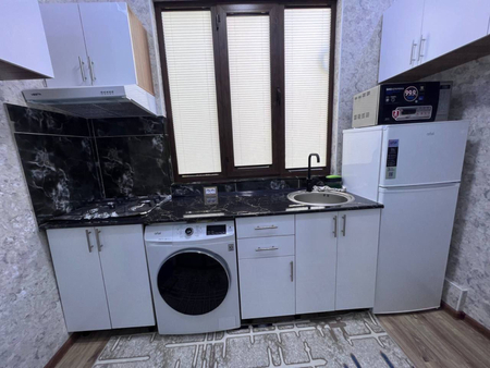 Чиланзар 3 Продам 2 комнатную квартиру
