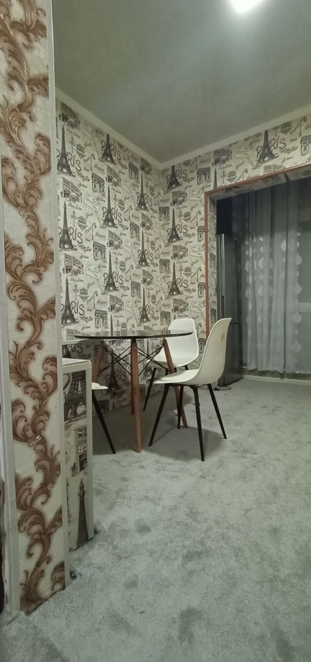 Ц1 д-33 напротив гост.цы Тата. 2/9/9 краткосрочно на 1 или 2 месяца.