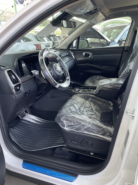 Kia Sarento 3.5mator Full srocna sotiladi