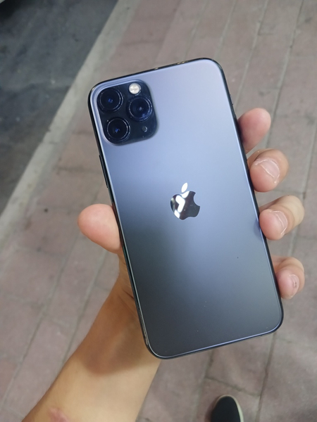 Iphone 11 pro kha