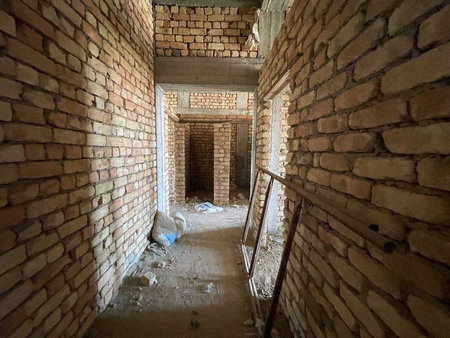 Geofizika hududida Mansard kvartira sotiladi!