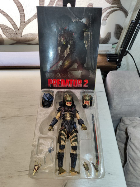 NECA фигурки чужой хищник