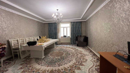 ЦЕНТРда жер жай сатылады. Досумов кошеде
