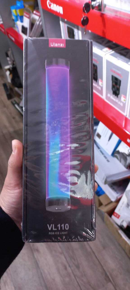 Ulanzi vl 110 RGB video light