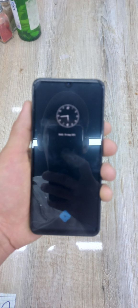 Telefon sotiladi