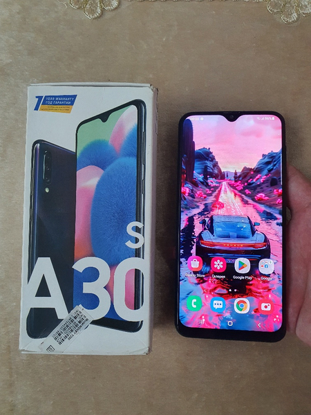 srochna Sotiladi Samsung Galaxy A30s yengi madel  Karobka dakument Bor