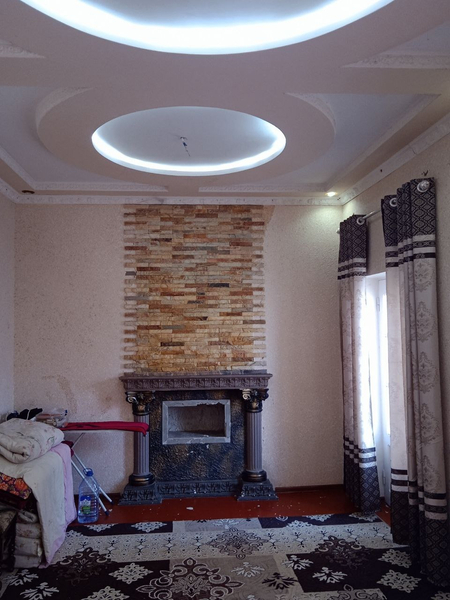 Hovli Tashmi postidan kirganda