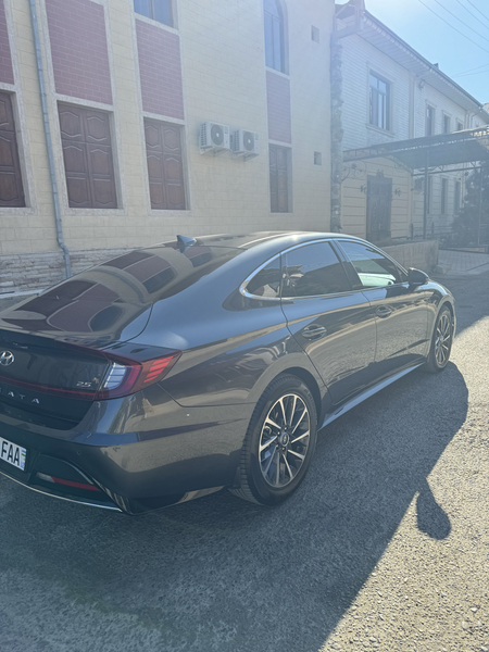 Hyundai sonata 2021 yil 6 pozitsiya 70 000 km kraska toza